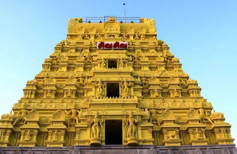 Rameswaram Temple - Where Rama offered prayers to Shiva