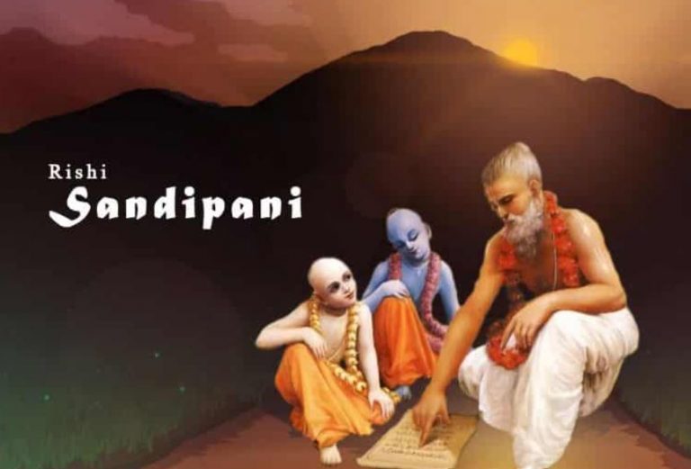 10 Qualities of Lord Krishna That Makes Him A fully Blossomed One